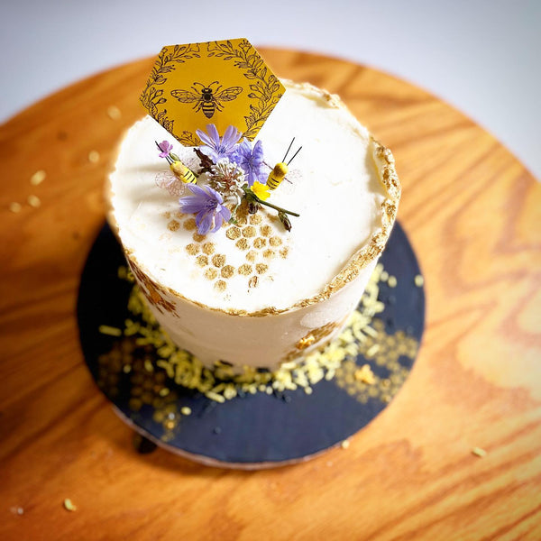 Bee Box – A Honey-Sweet Cake Class in a Box – YouCake